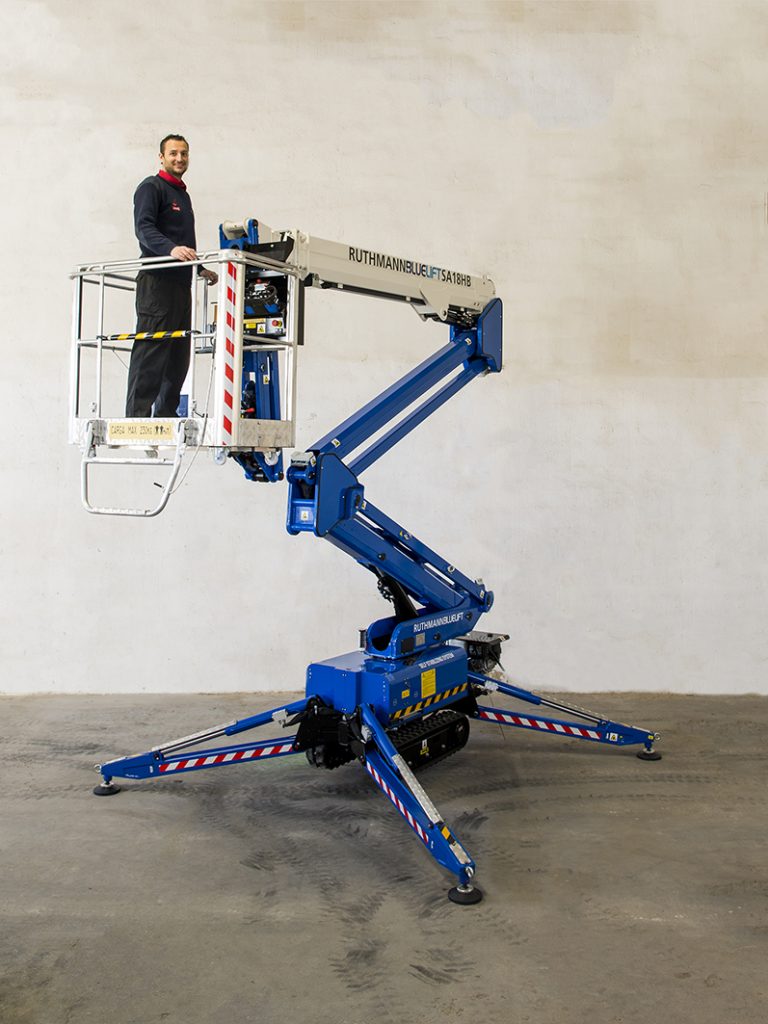 La plataforma Ruthmann SA18HB, lista para probar con Spain Crane