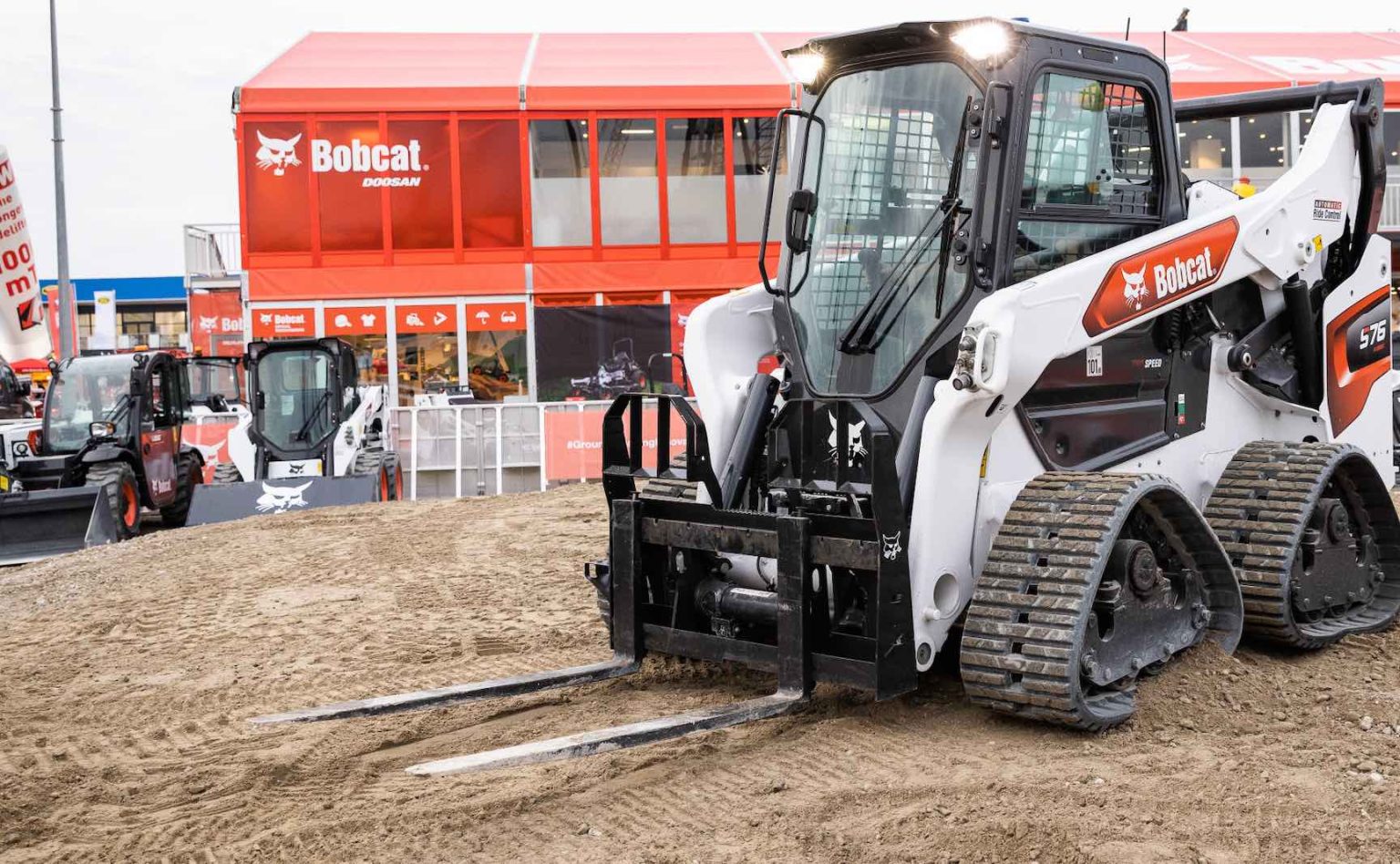 Bobcat presenta los equipos del futuro en Bauma 2022