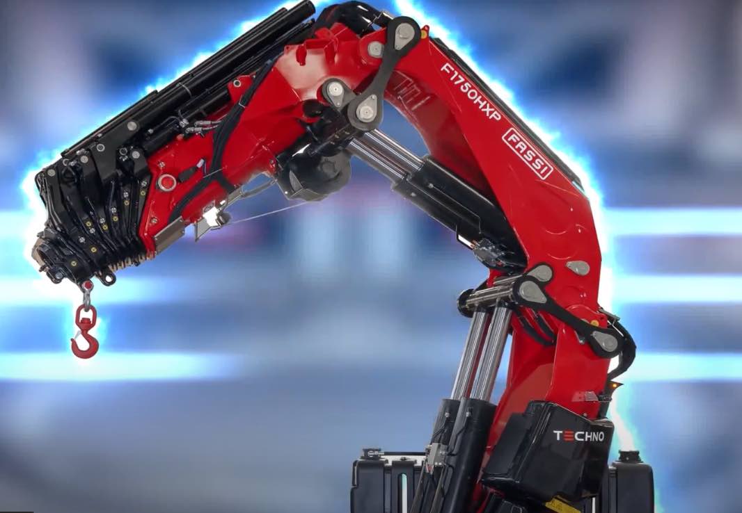 La nueva grúa Fassi F1750R-HXP enriquece la gama TECHNO