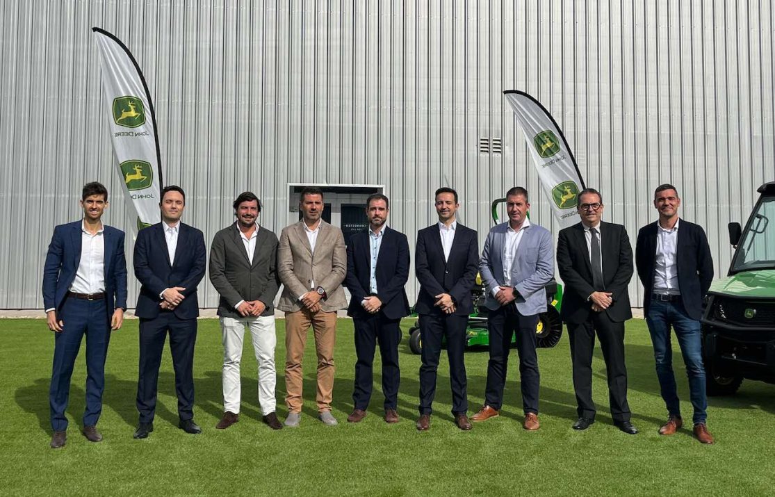 ID David hacia la agricultura del futuro junto John Deere