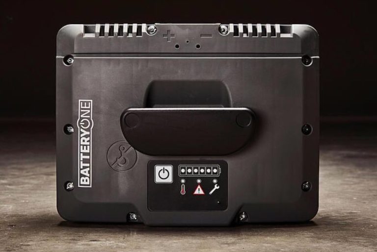 Batería universal para equipos de construcción independiente del proveedor