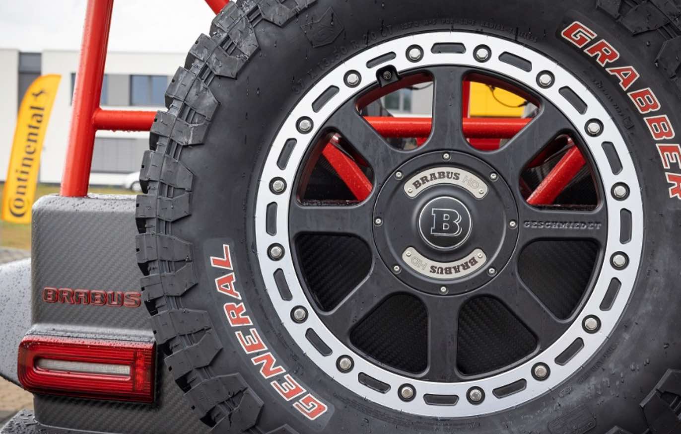 El modelo Grabber X3 de General Tire equipa el BRABUS Crawler