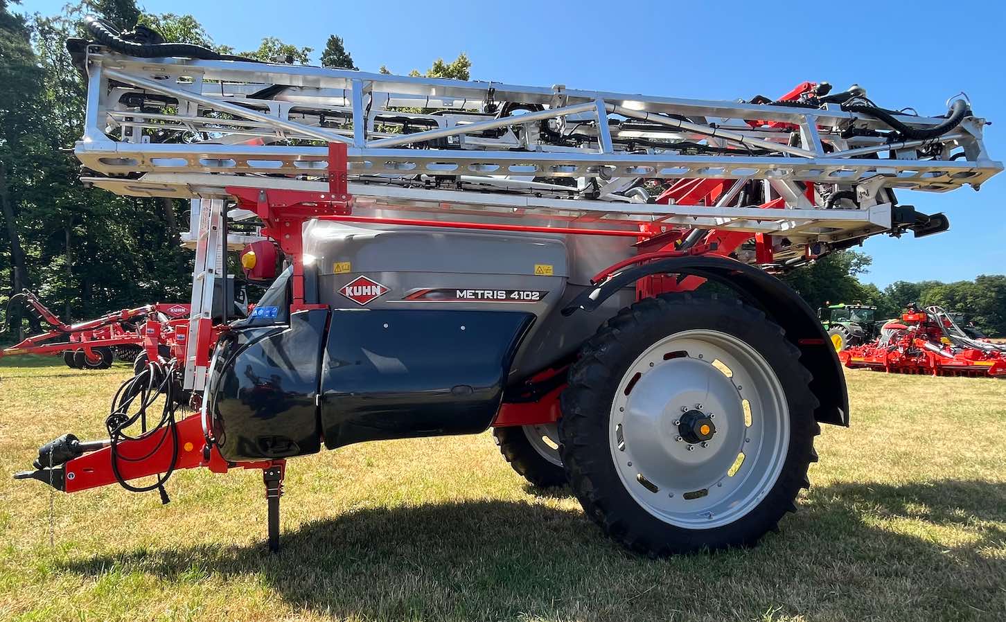 Kuhn presenta el pulverizador arrastrado METRIS 2