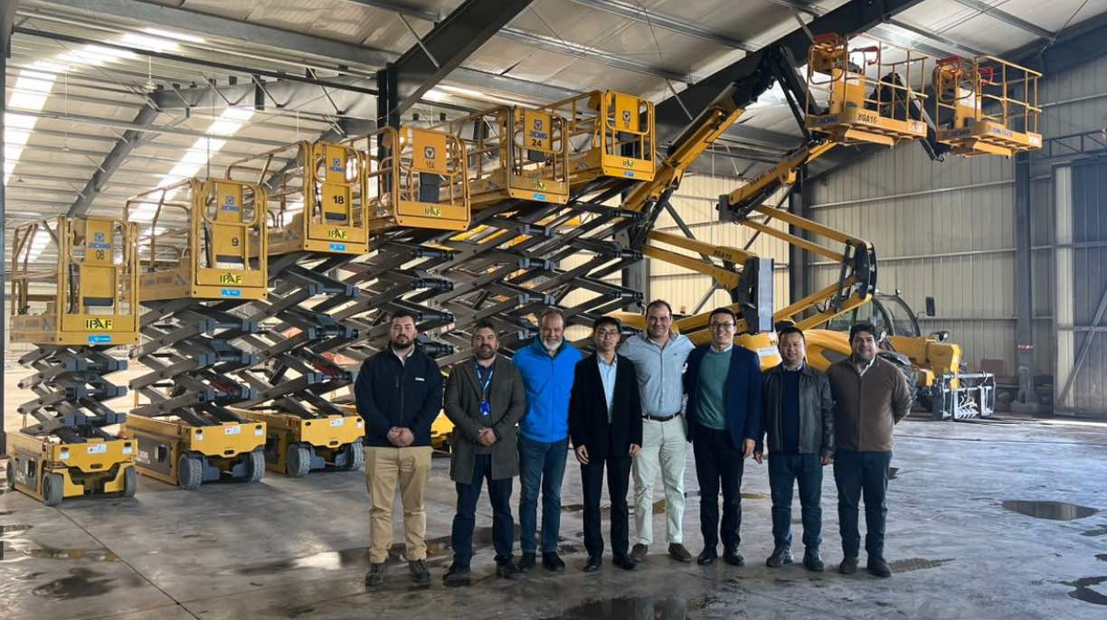 Home Coating nuevo distribuidor de plataformas XCMG