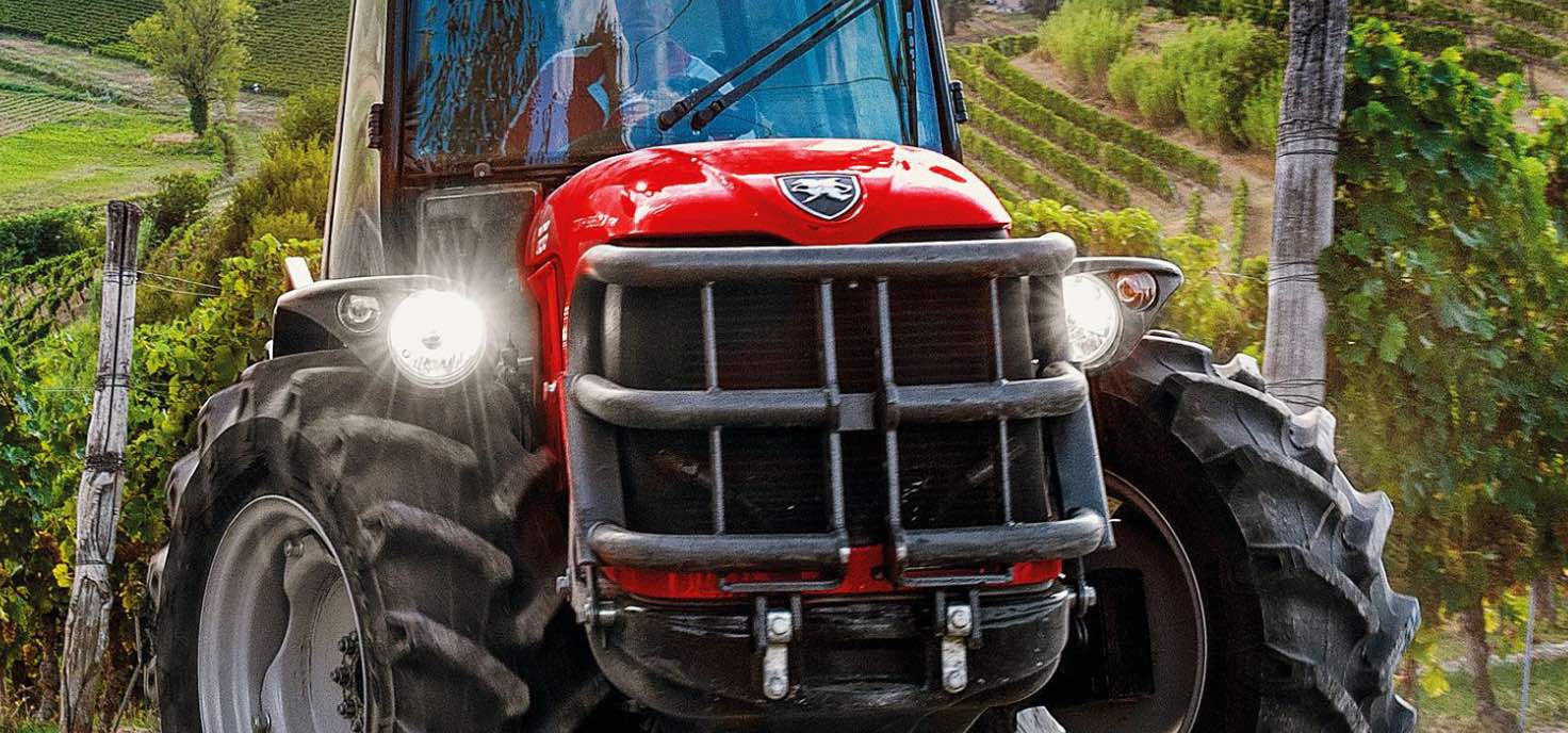 El nuevo tractor Tony 8900 TRG Basso de Antonio Carraro en Agrilevante