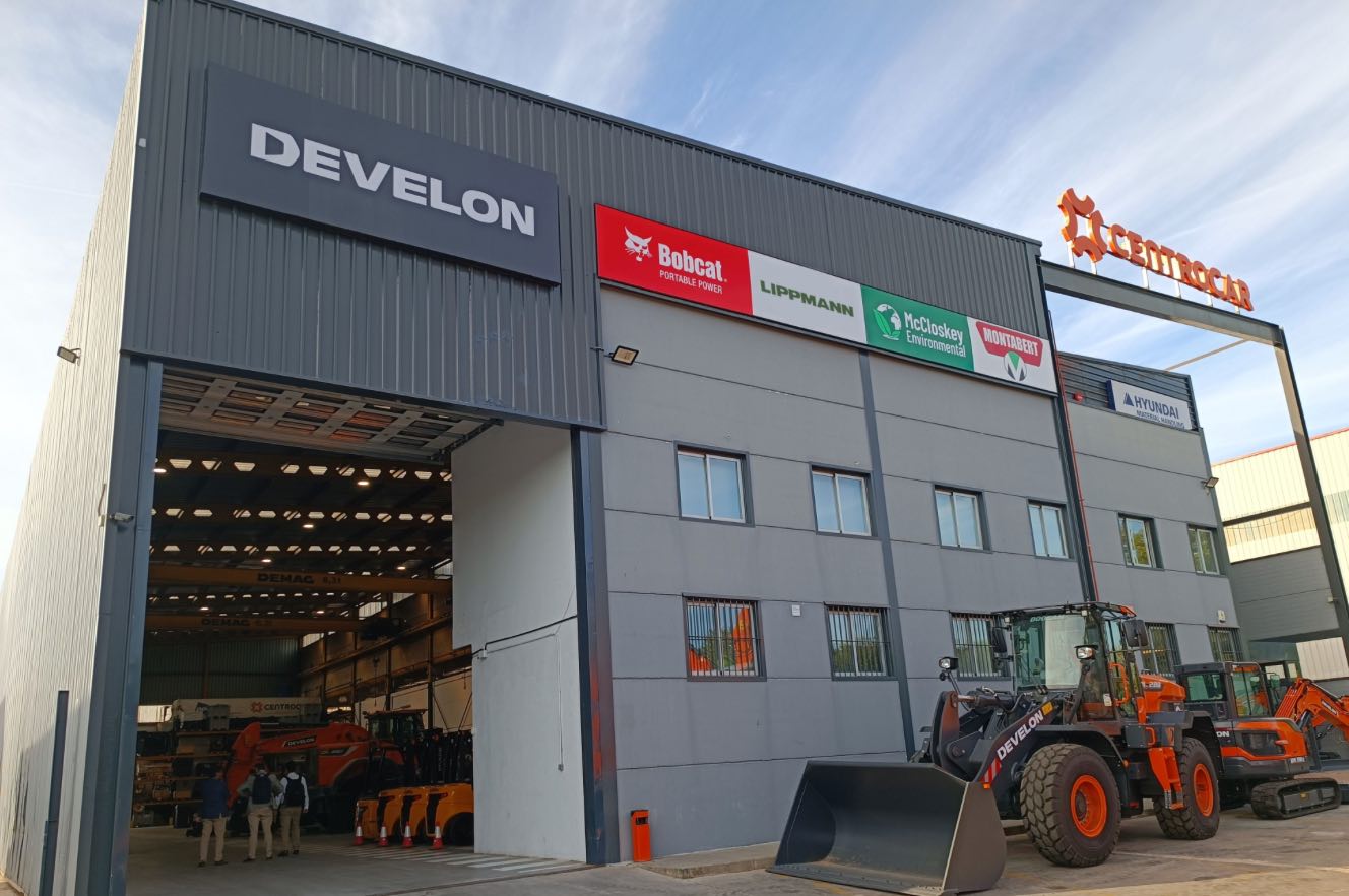 Sale de producción el ADT número 10.000 con colores DEVELON