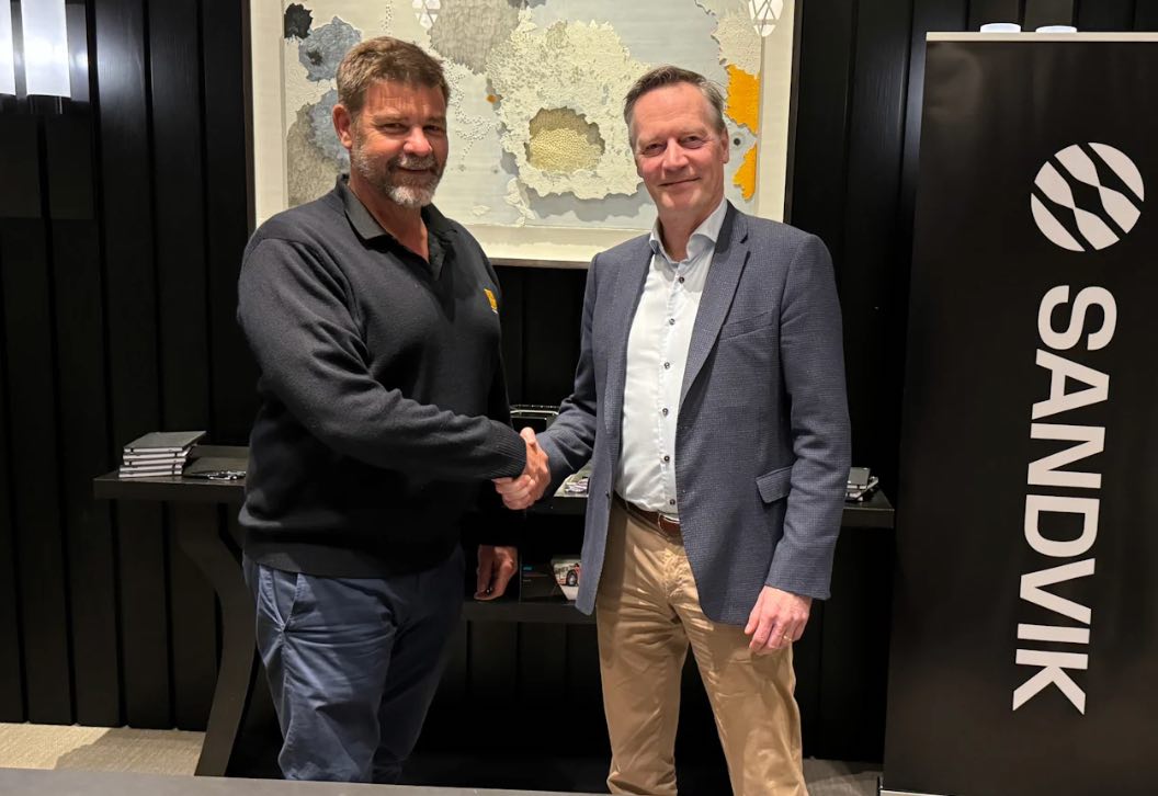 cargador subterráneo Sandvik LH518B